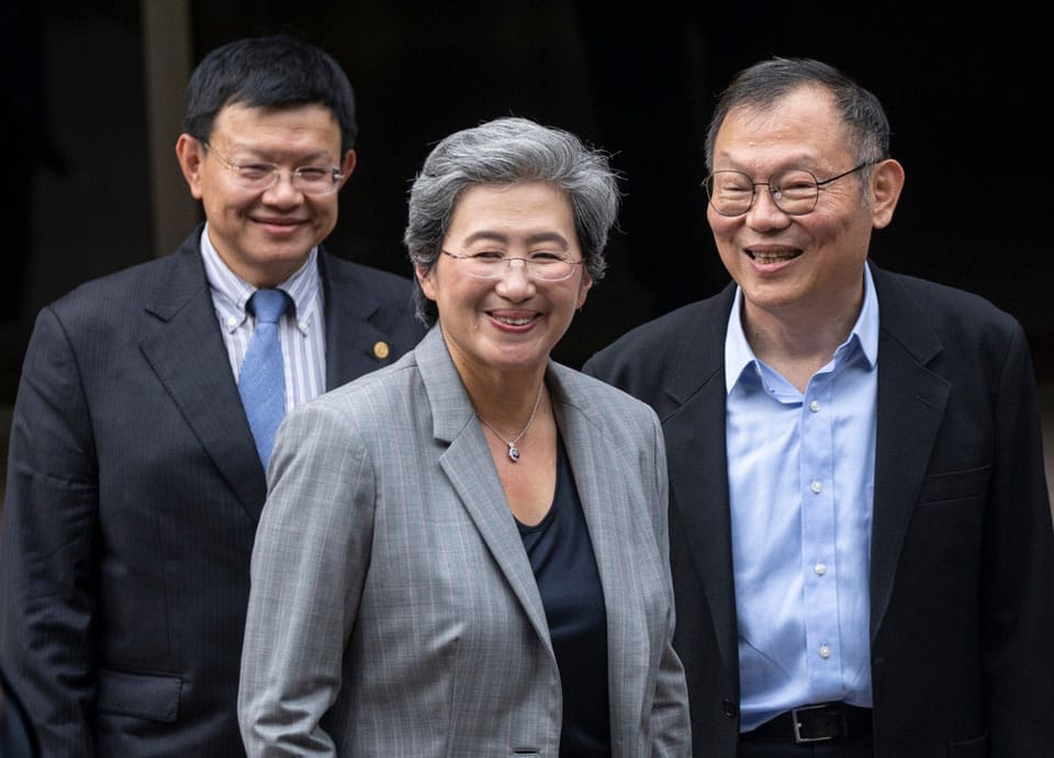 Highest-Paid Women CEOs In The World - CEOWORLD magazine