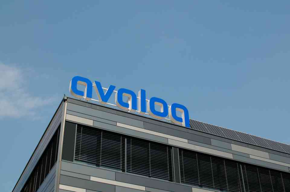 Martin Greweldinger is the Sole Group CEO of Avaloq as his co-CEO ...